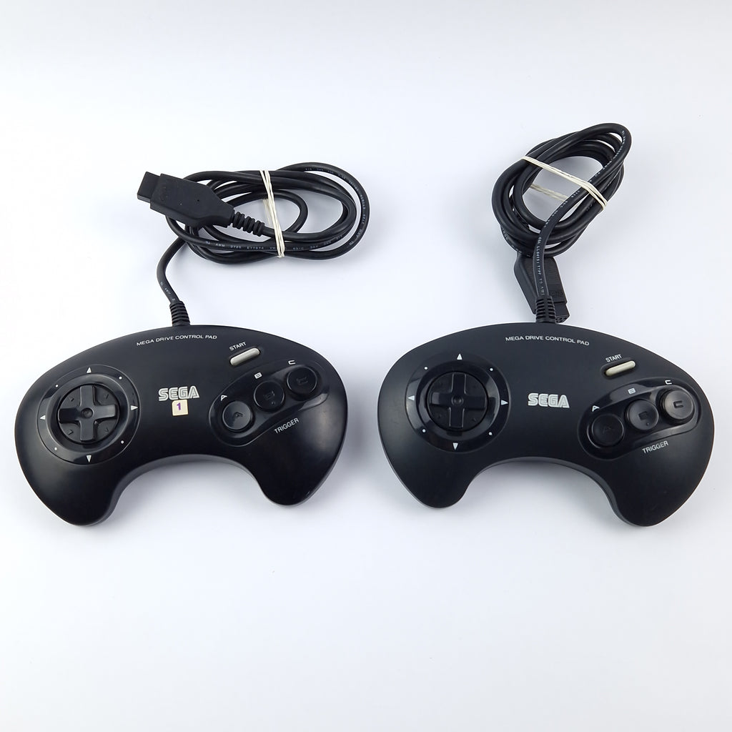 Sega Mega Drive I Konsole mit 2 Controller, 32X Adapter u. Stromkabel